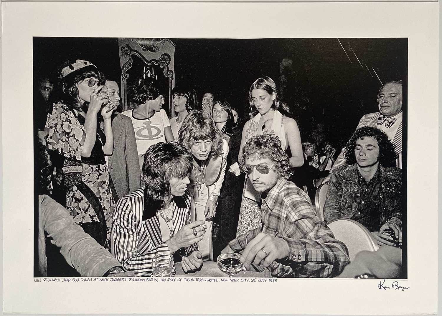 Lot 352 - THE ROLLING STONES - KEN ROGAN SIGNED PHOTO