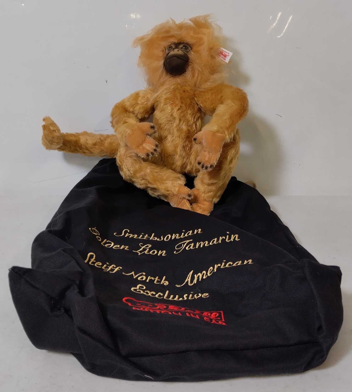 Lot 86 - Steiff Affe 26 Moh. Rotbr. Golden Lion
