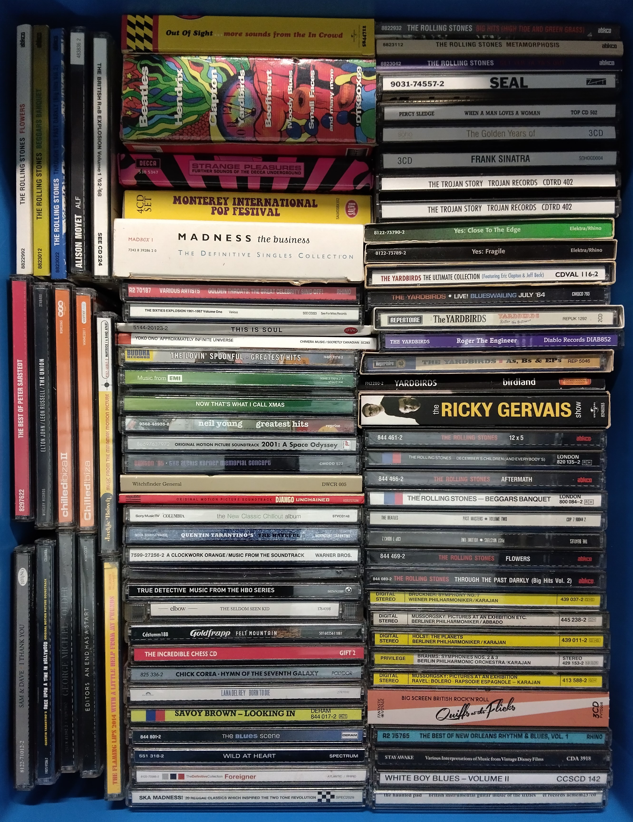 Lot 33 - MIXED ROCK AND POP AND RELATED CDS